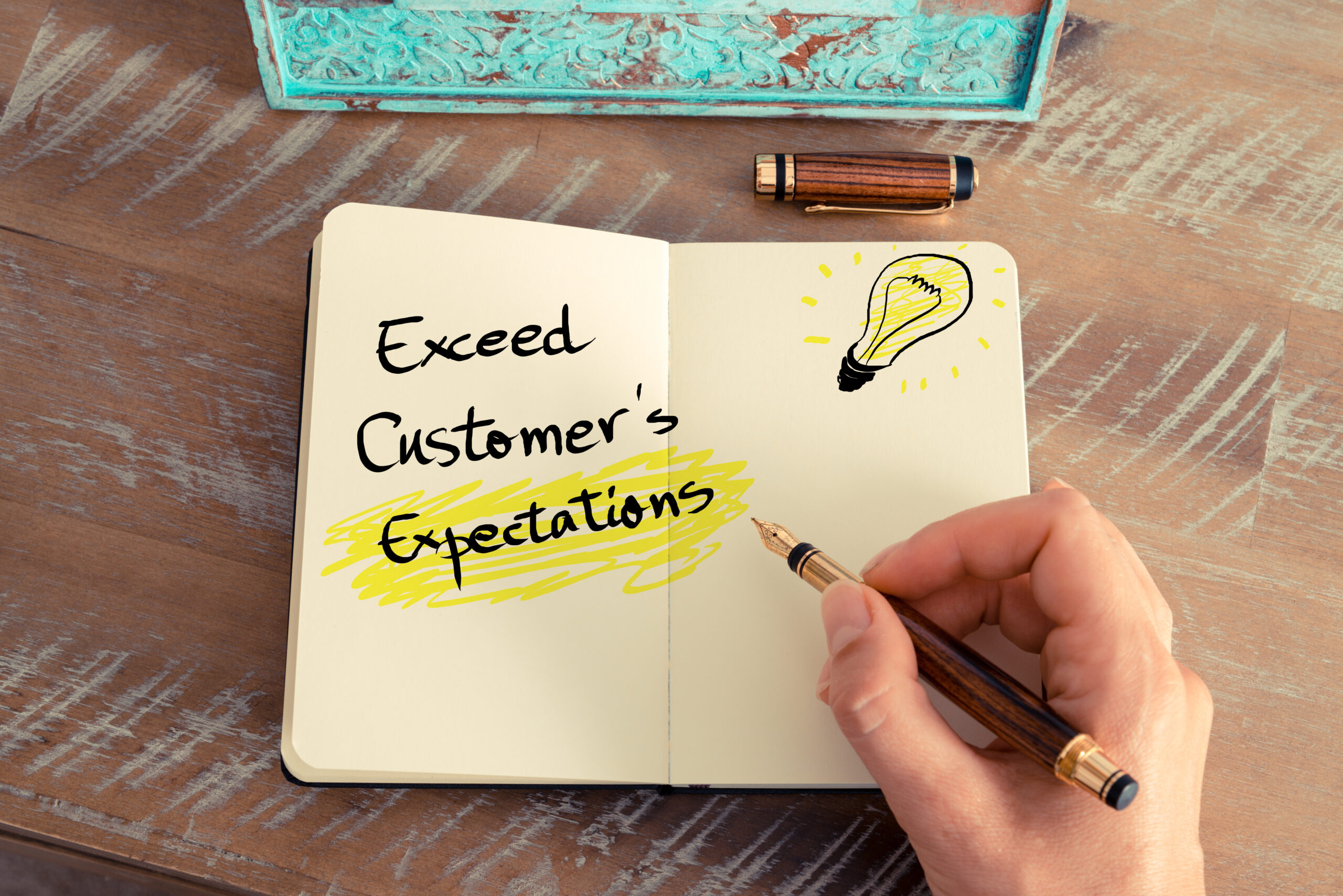 Understanding and Managing Customer Expectations - omnie